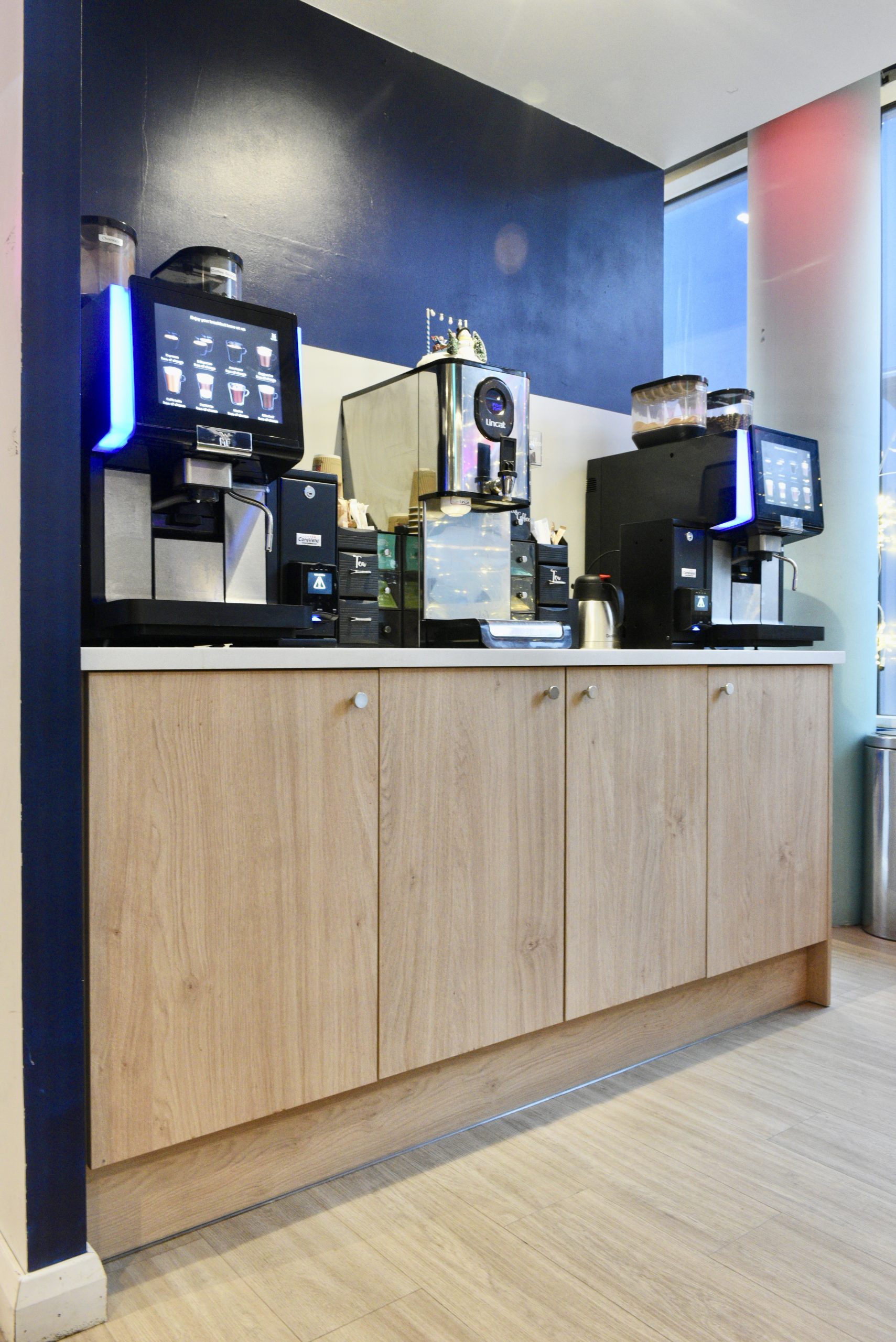 ETAP HOTEL BELFAST DINING & RECEPTION AREA REFURBISHMENT - Gem Interior ...